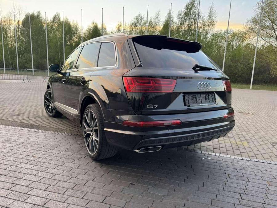 Melns Audi Q7 2016 Šauļi, ar dzinēja tilpumu 2.97 L un nobraukumu 259 tūkst. km par 23200 €, foto 4 vietnē AUTOMOTO.COM.LV