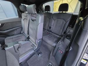 Melns Audi Q7 2016 Šauļi, ar dzinēja tilpumu 2.97 L un nobraukumu 259 tūkst. km par 23200 €, foto 13 vietnē AUTOMOTO.COM.LV