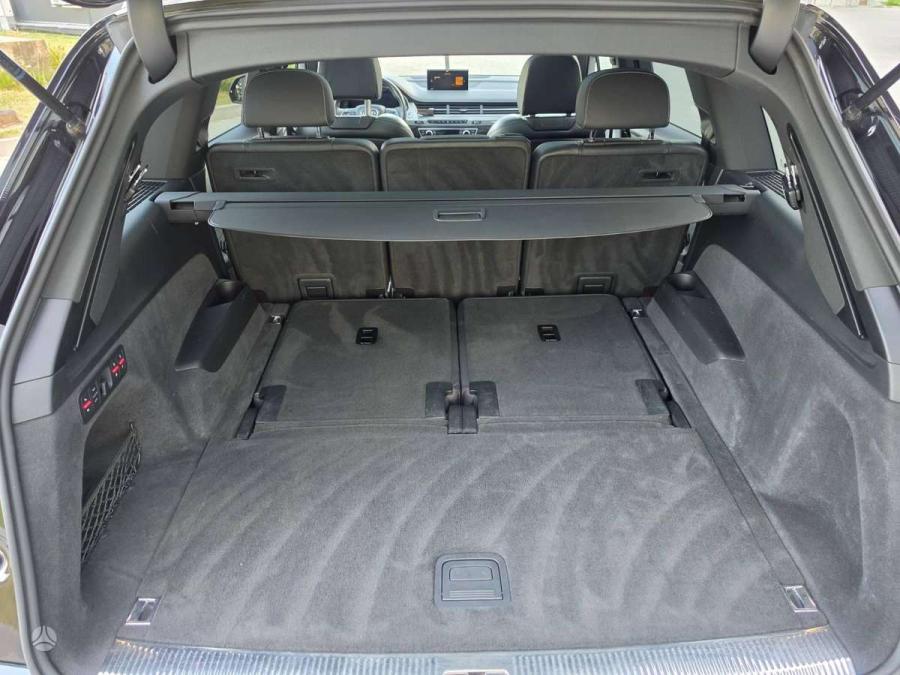 Melns Audi Q7 2016 Šauļi, ar dzinēja tilpumu 2.97 L un nobraukumu 259 tūkst. km par 23200 €, foto 14 vietnē AUTOMOTO.COM.LV
