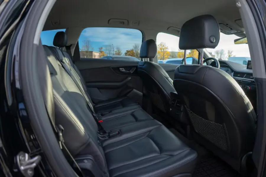 Melns Audi Q7 2016 Liepāja, ar dzinēja tilpumu 3.00 L un nobraukumu 185 tūkst. km par 33500 €, foto 12 vietnē AUTOMOTO.COM.LV