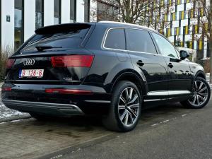 Black Audi Q7 2016 in Riga, with an engine capacity of 3.00 L and mileage of 261 thousand km for 23200 €, photo 8 on AUTOMOTO.COM.LV