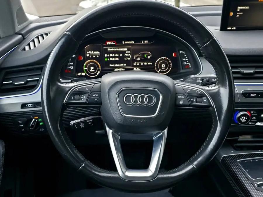 Black Audi Q7 2016 in Riga, with an engine capacity of 3.00 L and mileage of 261 thousand km for 23200 €, photo 22 on AUTOMOTO.COM.LV