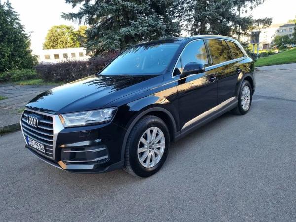 Black Audi Q7 2016 in Jekabpils, with an engine capacity of 3.00 L and mileage of 326 thousand km for 23500 €, photo 1 on AUTOMOTO.COM.LV