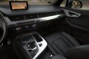 Melns Audi Q7 2016 Jelgava, ar dzinēja tilpumu 3.00 L un nobraukumu 220 tūkst. km par 24300 €, foto 9 vietnē AUTOMOTO.COM.LV
