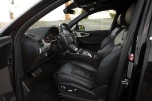 Melns Audi Q7 2016 Jelgava, ar dzinēja tilpumu 3.00 L un nobraukumu 220 tūkst. km par 24300 €, foto 11 vietnē AUTOMOTO.COM.LV