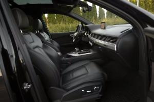 Melns Audi Q7 2016 Jelgava, ar dzinēja tilpumu 3.00 L un nobraukumu 220 tūkst. km par 24300 €, foto 19 vietnē AUTOMOTO.COM.LV