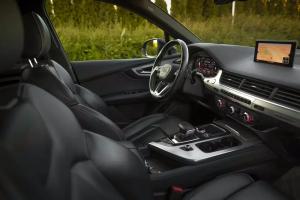 Melns Audi Q7 2016 Jelgava, ar dzinēja tilpumu 3.00 L un nobraukumu 220 tūkst. km par 24300 €, foto 20 vietnē AUTOMOTO.COM.LV