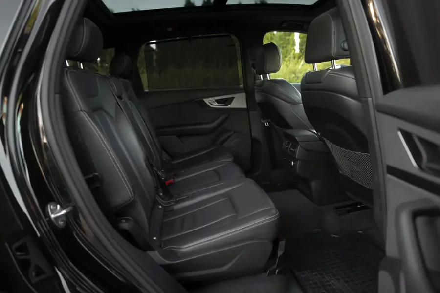 Melns Audi Q7 2016 Jelgava, ar dzinēja tilpumu 3.00 L un nobraukumu 220 tūkst. km par 24300 €, foto 24 vietnē AUTOMOTO.COM.LV