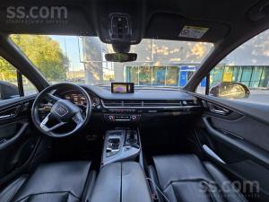 Black Audi Q7 2016 in Liepaja, with an engine capacity of 3.00 L and mileage of 450 thousand km for 17300 €, photo 7 on AUTOMOTO.COM.LV