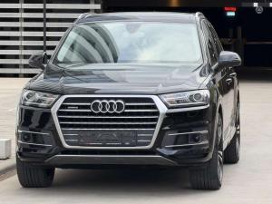 Melns Audi Q7 2016 Viļņa, ar dzinēja tilpumu 3.00 L un nobraukumu 325 tūkst. km par 18250 €, foto 3 vietnē AUTOMOTO.COM.LV