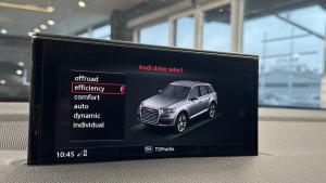 Black Audi Q7 2016 in Riga, with an engine capacity of 3.00 L and mileage of 232 thousand km for 28200 €, photo 15 on AUTOMOTO.COM.LV