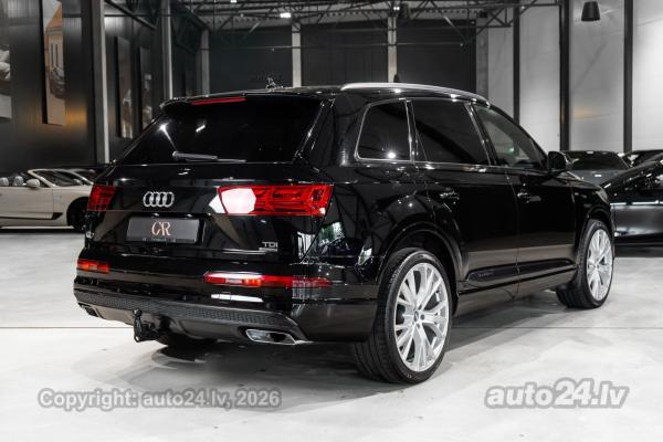 Black Audi Q7 2016 in Riga, with an engine capacity of 3.00 L and mileage of 238 thousand km for 25000 €, photo 4 on AUTOMOTO.COM.LV