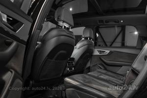 Melns Audi Q7 2016 Rīga, ar dzinēja tilpumu 3.00 L un nobraukumu 238 tūkst. km par 25000 €, foto 13 vietnē AUTOMOTO.COM.LV