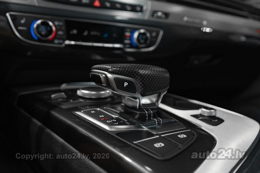 Melns Audi Q7 2016 Rīga, ar dzinēja tilpumu 3.00 L un nobraukumu 238 tūkst. km par 25000 €, foto 28 vietnē AUTOMOTO.COM.LV