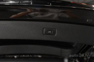 Melns Audi Q7 2016 Rīga, ar dzinēja tilpumu 3.00 L un nobraukumu 238 tūkst. km par 25000 €, foto 31 vietnē AUTOMOTO.COM.LV