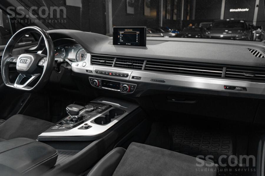 Melns Audi Q7 2016 Rīga, ar dzinēja tilpumu 3.00 L un nobraukumu 238 tūkst. km par 25000 €, foto 12 vietnē AUTOMOTO.COM.LV