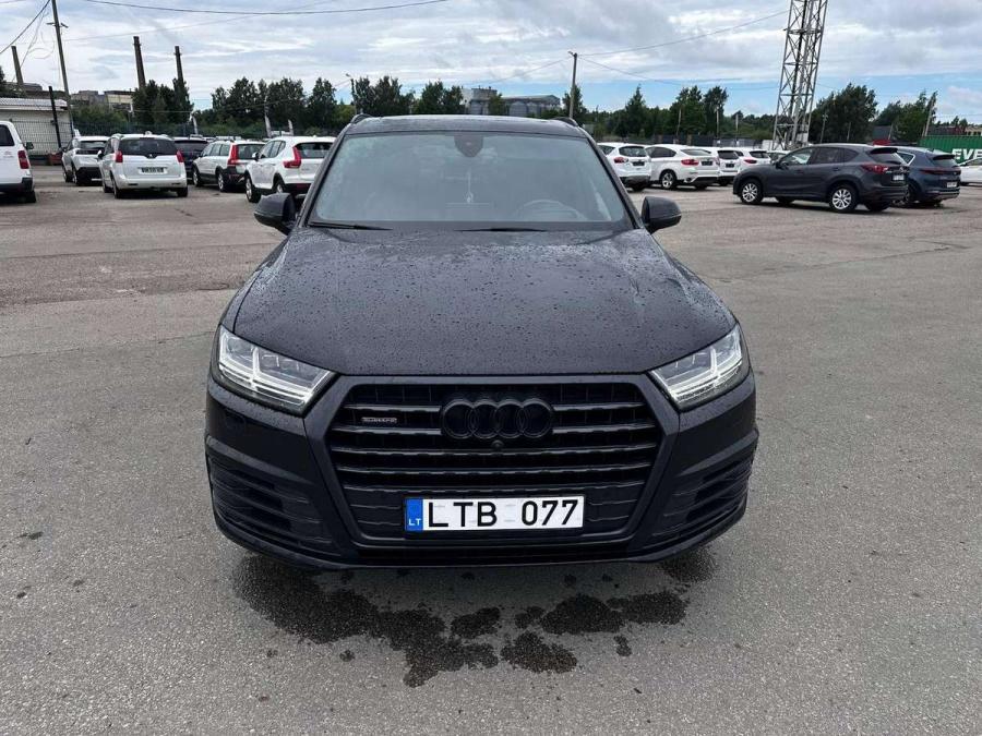 Melns Audi Q7 2016 Panevēža, ar dzinēja tilpumu 2.97 L un nobraukumu 294 tūkst. km par 25000 €, foto 3 vietnē AUTOMOTO.COM.LV