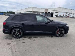 Melns Audi Q7 2016 Panevēža, ar dzinēja tilpumu 2.97 L un nobraukumu 294 tūkst. km par 25000 €, foto 5 vietnē AUTOMOTO.COM.LV