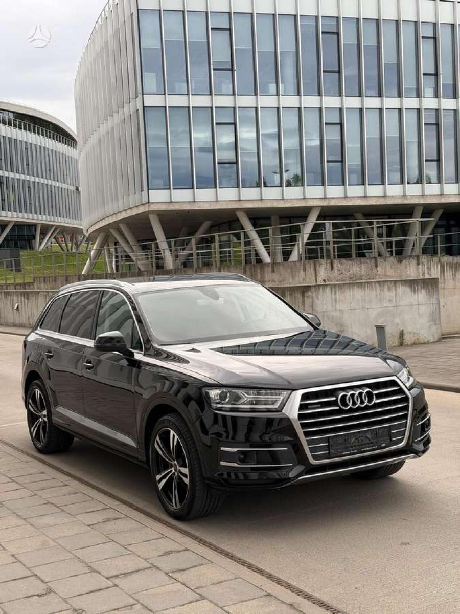 Black Audi Q7 2016 in Vilnius, with an engine capacity of 3.00 L and mileage of 325 thousand km for 18650 €, photo 18 on AUTOMOTO.COM.LV