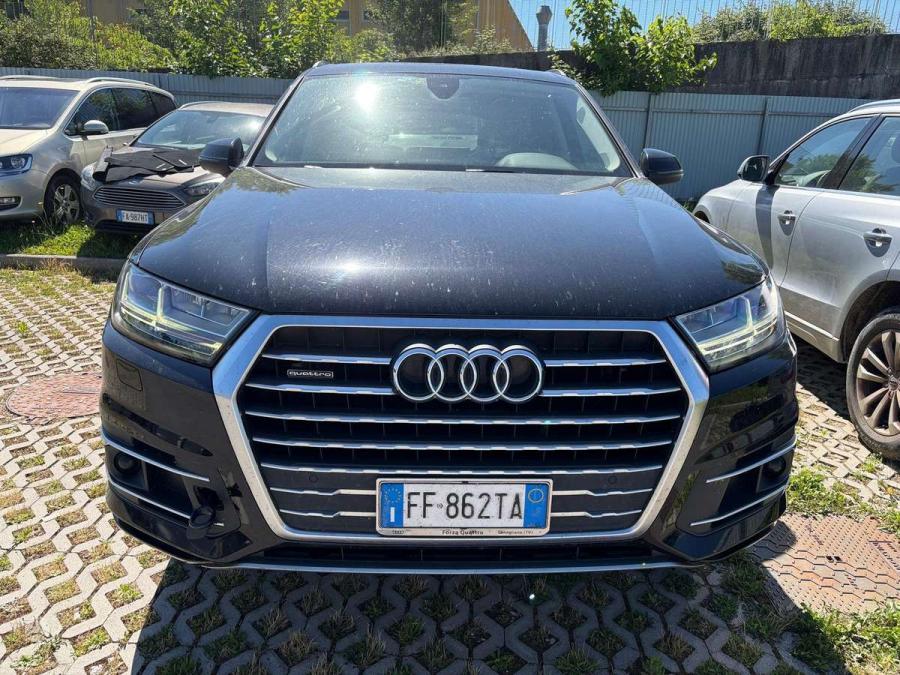 Melns Audi Q7 2016 Panevēža, ar dzinēja tilpumu 2.97 L un nobraukumu 230 tūkst. km par 13700 €, foto 3 vietnē AUTOMOTO.COM.LV