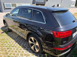 Melns Audi Q7 2016 Panevēža, ar dzinēja tilpumu 2.97 L un nobraukumu 230 tūkst. km par 13700 €, foto 7 vietnē AUTOMOTO.COM.LV
