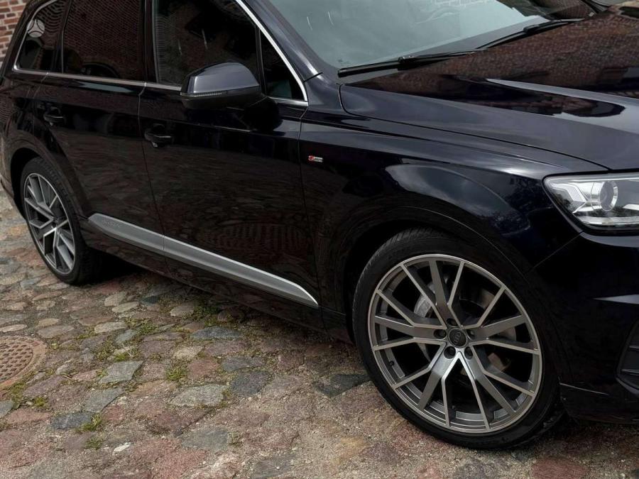 Melns Audi Q7 2016 Klaipėda, ar dzinēja tilpumu 2.97 L un nobraukumu 342 tūkst. km par 18400 €, foto 12 vietnē AUTOMOTO.COM.LV