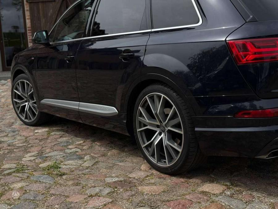 Melns Audi Q7 2016 Klaipėda, ar dzinēja tilpumu 2.97 L un nobraukumu 342 tūkst. km par 18400 €, foto 18 vietnē AUTOMOTO.COM.LV