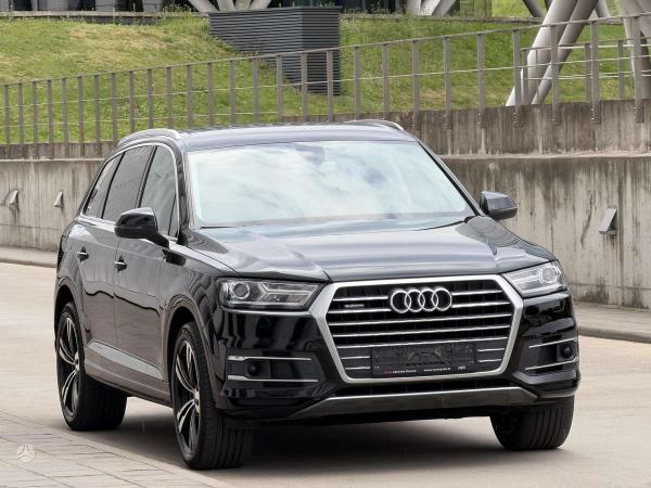 Black Audi Q7 2016 in Vilnius, with an engine capacity of 3.00 L and mileage of 325 thousand km for 18500 €, photo 2 on AUTOMOTO.COM.LV