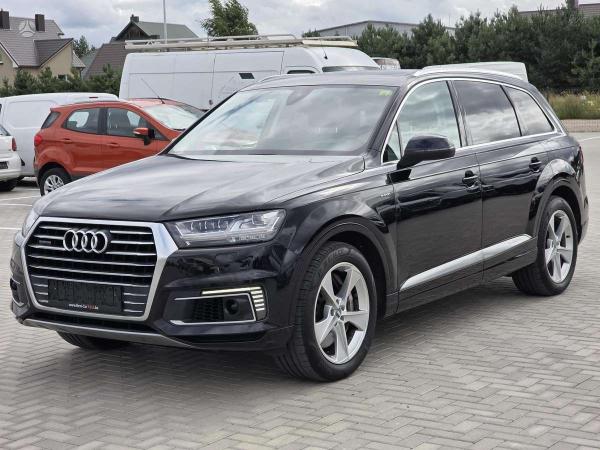 Black Audi Q7 2016 in Taurage, with an engine capacity of 3.00 L and mileage of 270 thousand km for 22220 €, photo 3 on AUTOMOTO.COM.LV