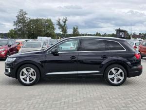 Black Audi Q7 2016 in Taurage, with an engine capacity of 3.00 L and mileage of 270 thousand km for 22220 €, photo 6 on AUTOMOTO.COM.LV