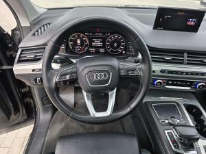 Black Audi Q7 2016 in Taurage, with an engine capacity of 3.00 L and mileage of 270 thousand km for 22220 €, photo 17 on AUTOMOTO.COM.LV