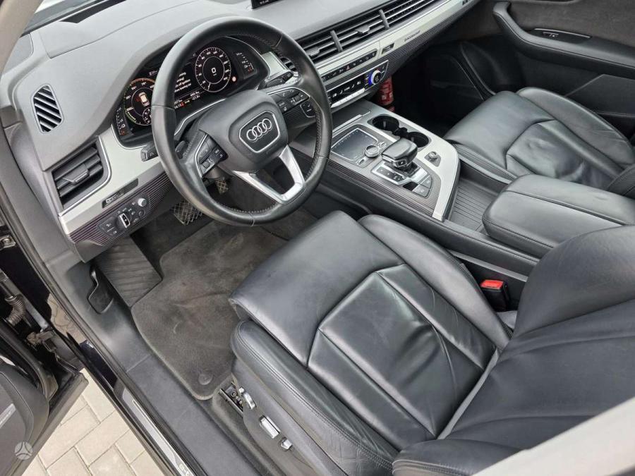 Black Audi Q7 2016 in Taurage, with an engine capacity of 3.00 L and mileage of 270 thousand km for 22220 €, photo 20 on AUTOMOTO.COM.LV