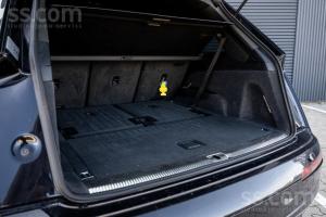 Melns Audi Q7 2016 Rīga, ar dzinēja tilpumu 3.00 L un nobraukumu 290 tūkst. km par 22490 €, foto 25 vietnē AUTOMOTO.COM.LV