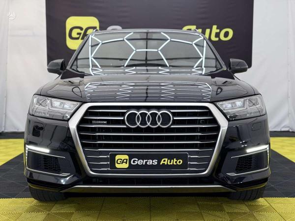 Black Audi Q7 2016 in Vilnius, with an engine capacity of 3.00 L and mileage of 302 thousand km for 18990 €, photo 2 on AUTOMOTO.COM.LV