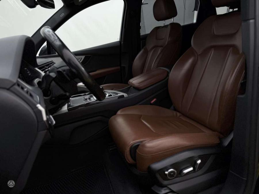 Melns Audi Q7 2016 Viļņa, ar dzinēja tilpumu 3.00 L un nobraukumu 302 tūkst. km par 18990 €, foto 11 vietnē AUTOMOTO.COM.LV