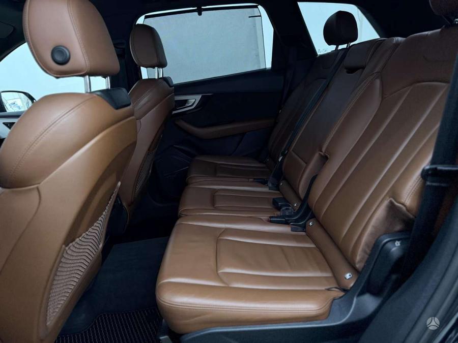 Melns Audi Q7 2016 Viļņa, ar dzinēja tilpumu 3.00 L un nobraukumu 302 tūkst. km par 18990 €, foto 12 vietnē AUTOMOTO.COM.LV