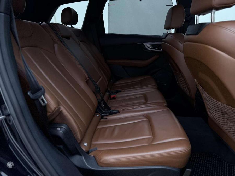 Melns Audi Q7 2016 Viļņa, ar dzinēja tilpumu 3.00 L un nobraukumu 302 tūkst. km par 18990 €, foto 15 vietnē AUTOMOTO.COM.LV