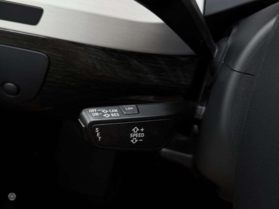 Melns Audi Q7 2016 Viļņa, ar dzinēja tilpumu 3.00 L un nobraukumu 302 tūkst. km par 18990 €, foto 34 vietnē AUTOMOTO.COM.LV