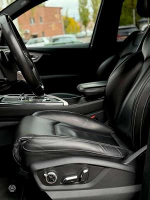 Black Audi Q7 2016 in Klaipeda, with an engine capacity of 2.97 L and mileage of 342 thousand km for 18500 €, photo 28 on AUTOMOTO.COM.LV