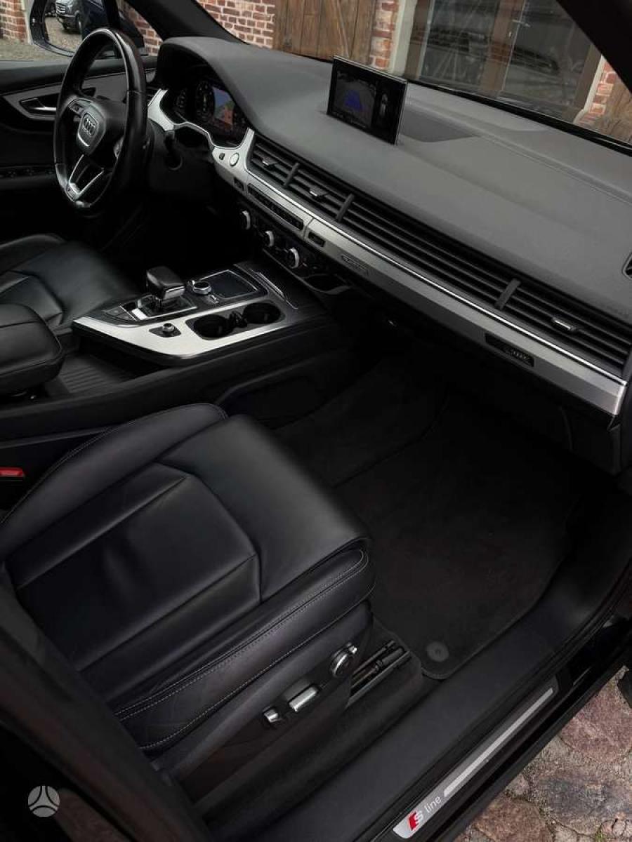 Black Audi Q7 2016 in Klaipeda, with an engine capacity of 2.97 L and mileage of 342 thousand km for 18500 €, photo 29 on AUTOMOTO.COM.LV