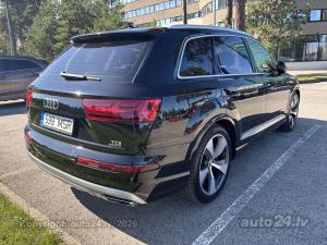 Melns Audi Q7 2016 Tallina, ar dzinēja tilpumu 3.00 L un nobraukumu 166 tūkst. km par 29900 €, foto 4 vietnē AUTOMOTO.COM.LV