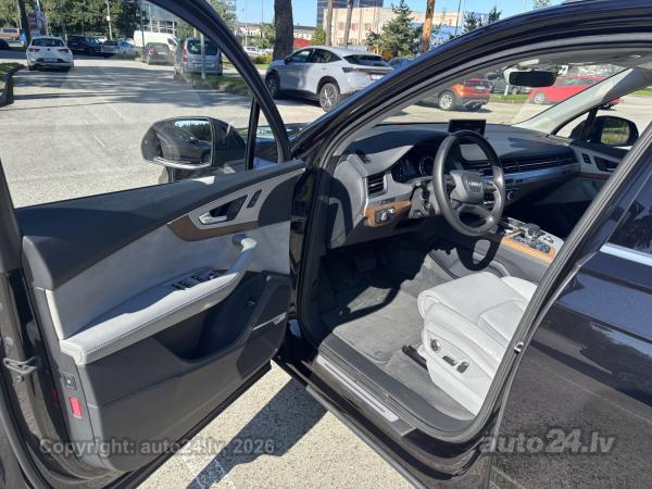 Ауди Ку 7 2016 в Таллин на AUTOMOTO.COM.LV Черный Ауди Ку 7 2016 в Таллин, объемом двигателя 3.00 л и пробегом 166 тыс. км за 29900 €, фото 9 на AUTOMOTO.COM.LV