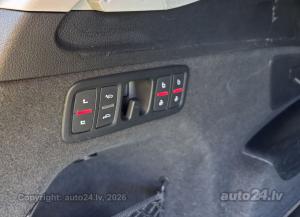Black Audi Q7 2016 in Tallinn, with an engine capacity of 3.00 L and mileage of 166 thousand km for 29900 €, photo 15 on AUTOMOTO.COM.LV