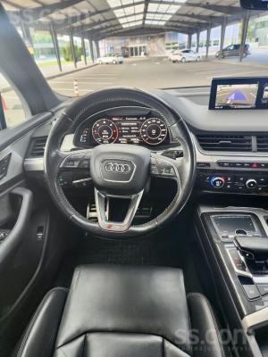 Black Audi Q7 2016 in Riga, with an engine capacity of 3.00 L and mileage of 192 thousand km for 16900 €, photo 7 on AUTOMOTO.COM.LV