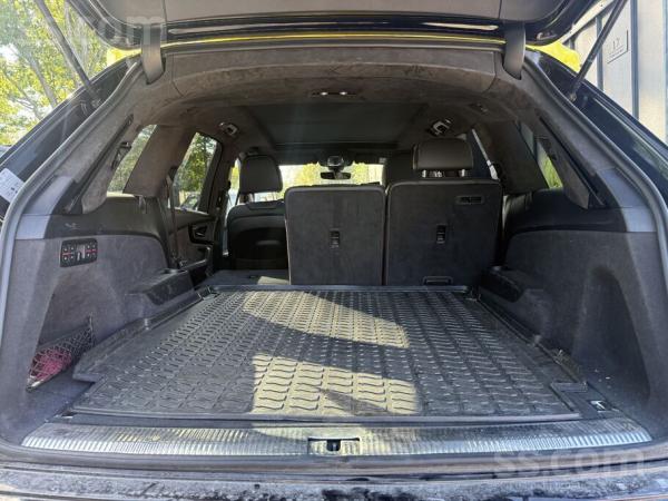 Melns Audi Q7 2016 Tallina, ar dzinēja tilpumu 3.00 L un nobraukumu 159 tūkst. km par 15499 €, foto 10 vietnē AUTOMOTO.COM.LV
