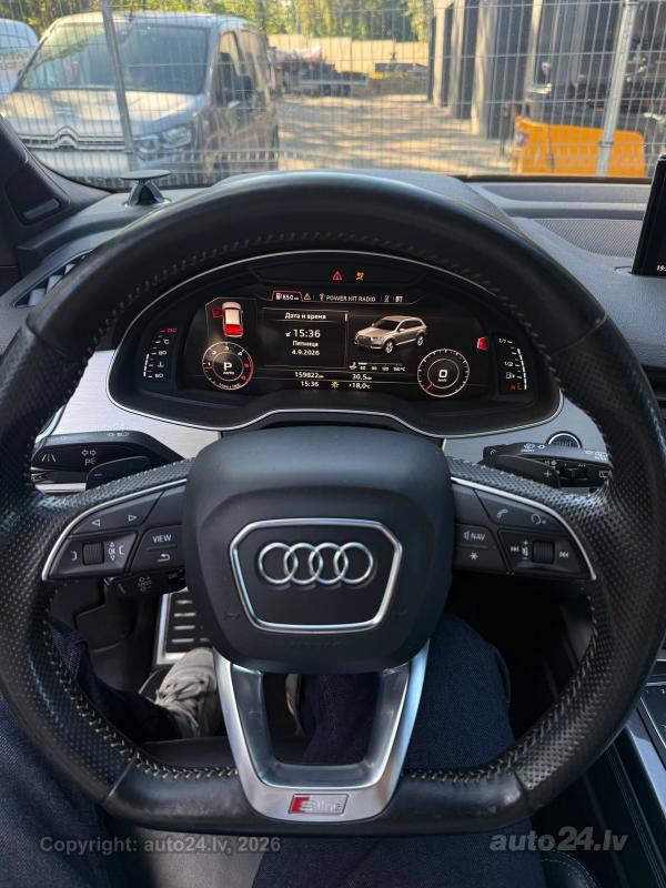 Audi Q7 2016 in Tallinn on AUTOMOTO.COM.LV Black Audi Q7 2016 in Tallinn, with an engine capacity of 3.00 L and mileage of 160 thousand km for 15599 €, photo 7 on AUTOMOTO.COM.LV