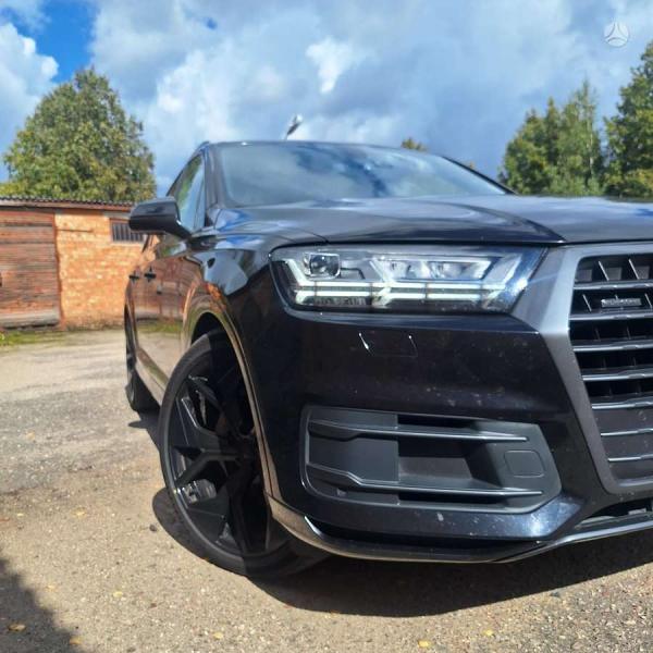 Audi Q7 2016 Molėtai vietnē Melns Audi Q7 2016 Molėtai, ar dzinēja tilpumu 2.97 L un nobraukumu 277 tūkst. km par 26000 €, foto 4 vietnē AUTOMOTO.COM.LV