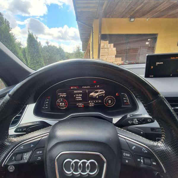 Audi Q7 2016 Molėtai vietnē Melns Audi Q7 2016 Molėtai, ar dzinēja tilpumu 2.97 L un nobraukumu 277 tūkst. km par 26000 €, foto 9 vietnē AUTOMOTO.COM.LV