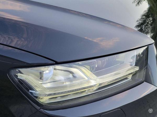 Audi Q7 2016 Viļņa vietnē Melns Audi Q7 2016 Viļņa, ar dzinēja tilpumu 2.97 L un nobraukumu 332 tūkst. km par 21490 €, foto 10 vietnē AUTOMOTO.COM.LV