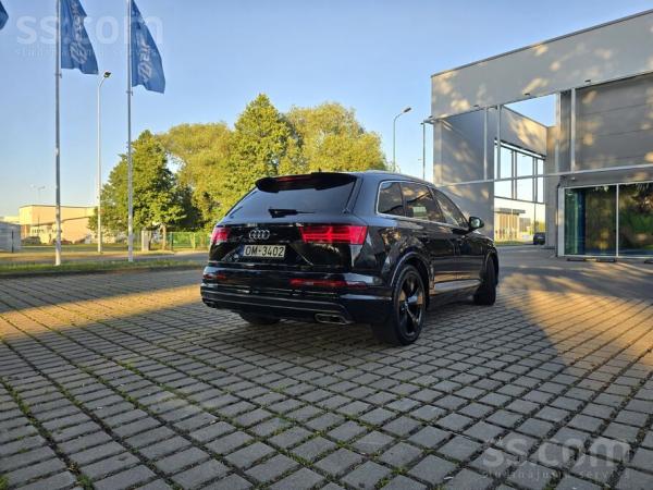 Melns Audi Q7 2016 Liepāja, ar dzinēja tilpumu 3.00 L un nobraukumu 450 tūkst. km par 15700 €, foto 5 vietnē AUTOMOTO.COM.LV